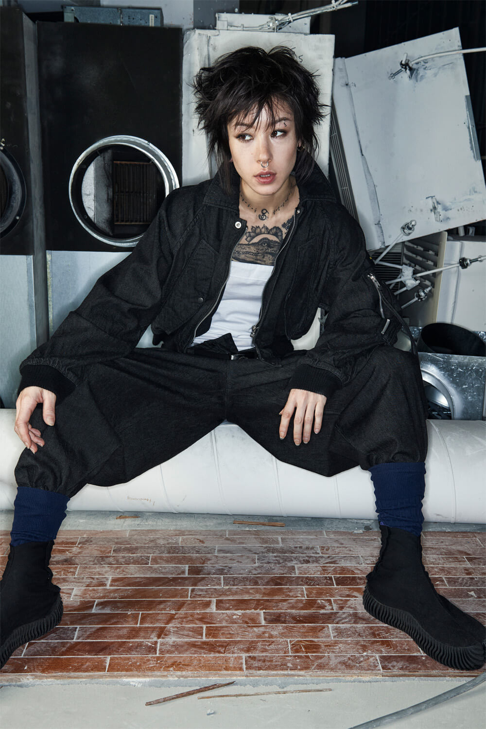 LIMI feu TOP | Yohji Yamamoto (ヨウジヤマモト) Official Site