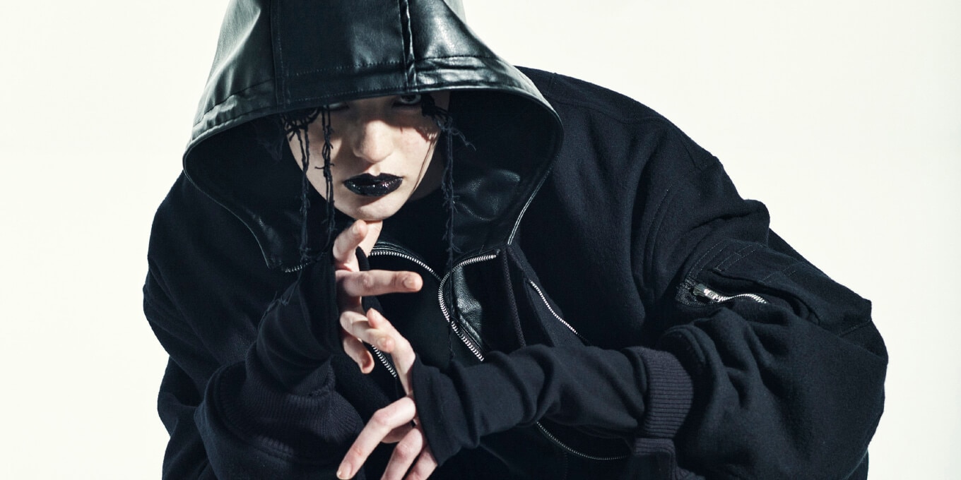 LIMI feu TOP | Yohji Yamamoto (ヨウジヤマモト) Official Site